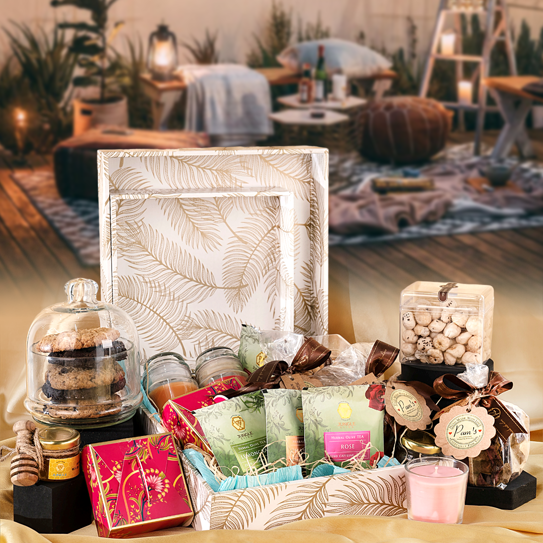 Order Online Customized Cakes, Gift Hamper and Desert